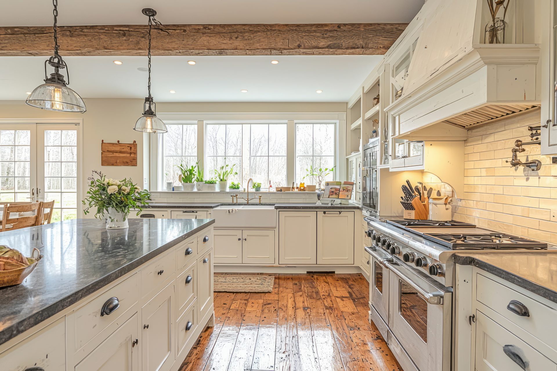 Create the Kitchen of Your Dreams with Carriage Manor Builders